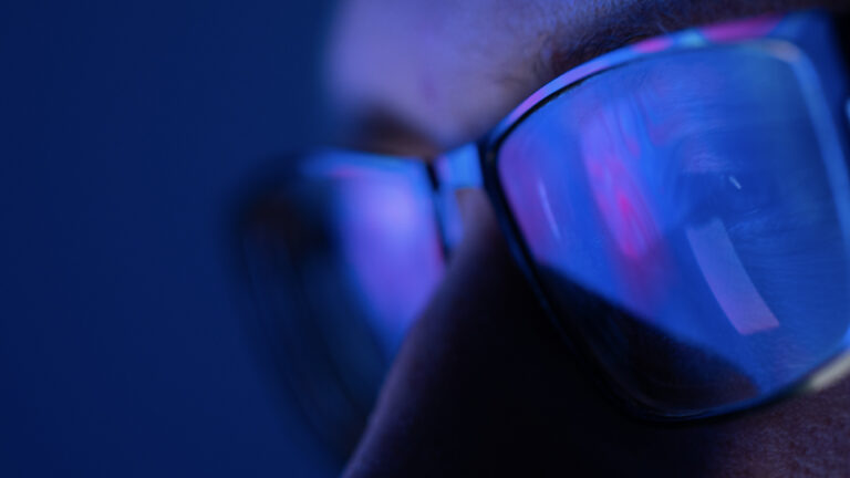 Critical Shipment Logistics // Marken / Delivering what matters